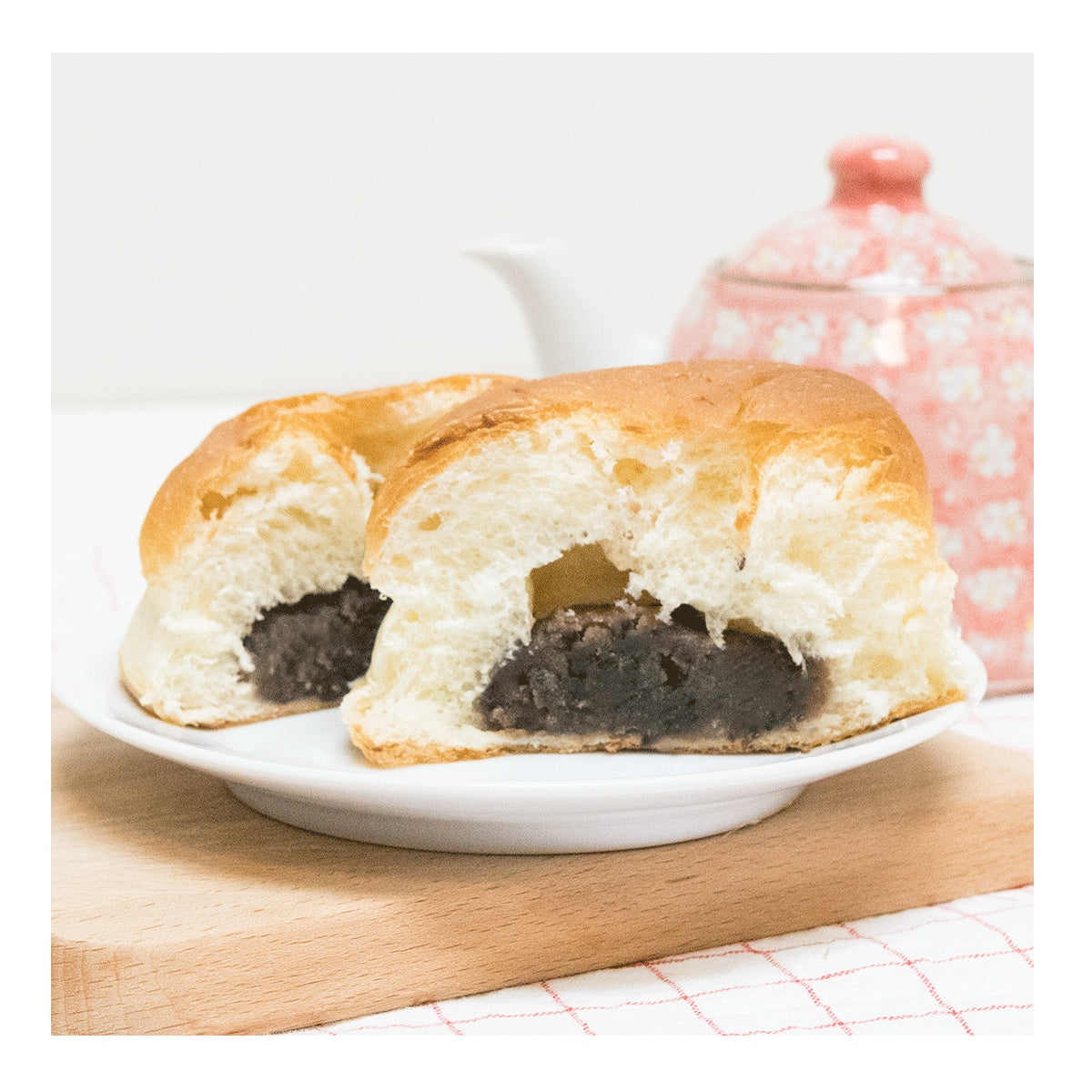 D-PLUS Baked Wheat Cake, Sweet Mashed Red Bean Paste Flavor, 2.82 oz ...